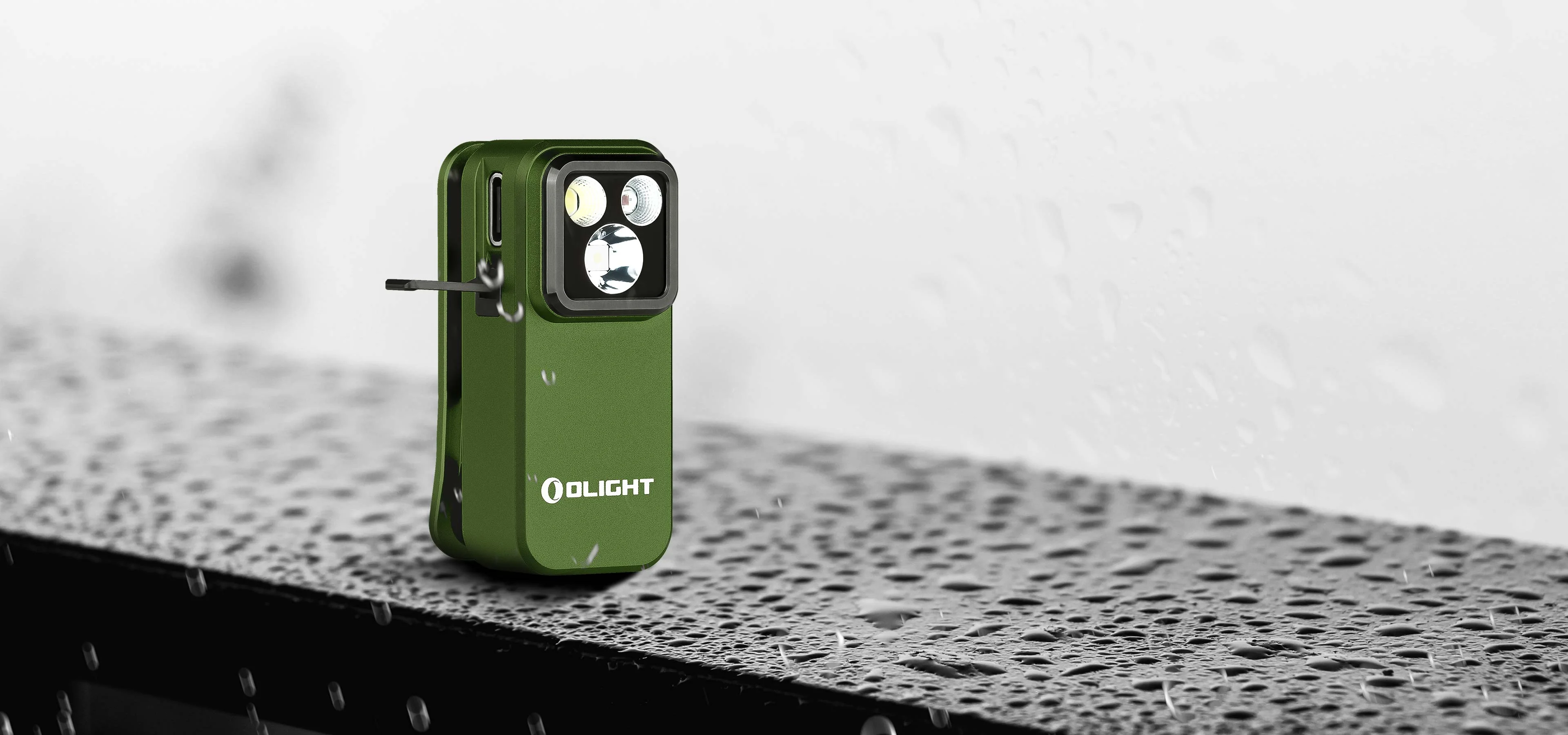 Oclip Pro Clip Light with Floodlight & Spotlight & Red Light - Olight UK